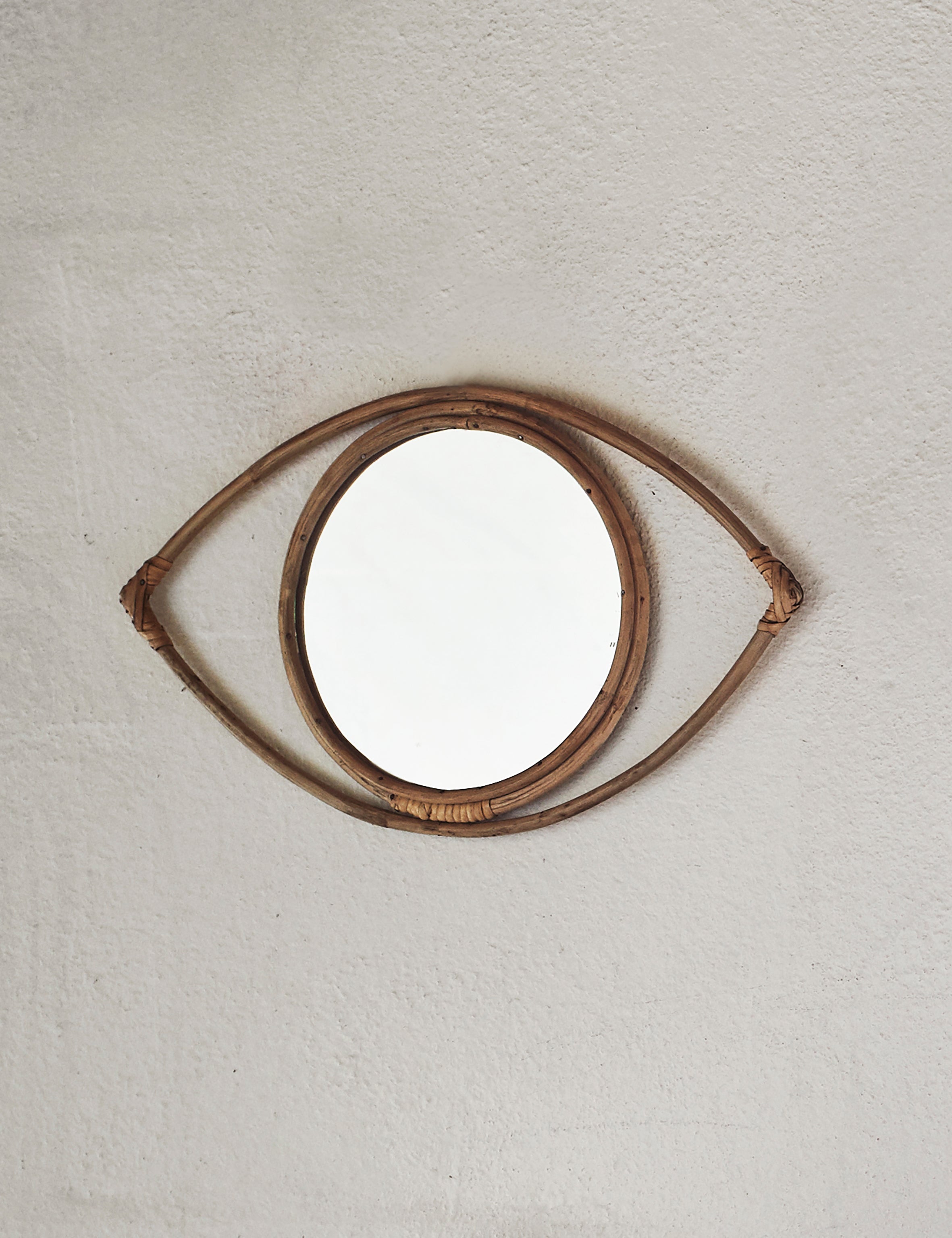 Bamboo Round Eye Mirror – The Den & Now