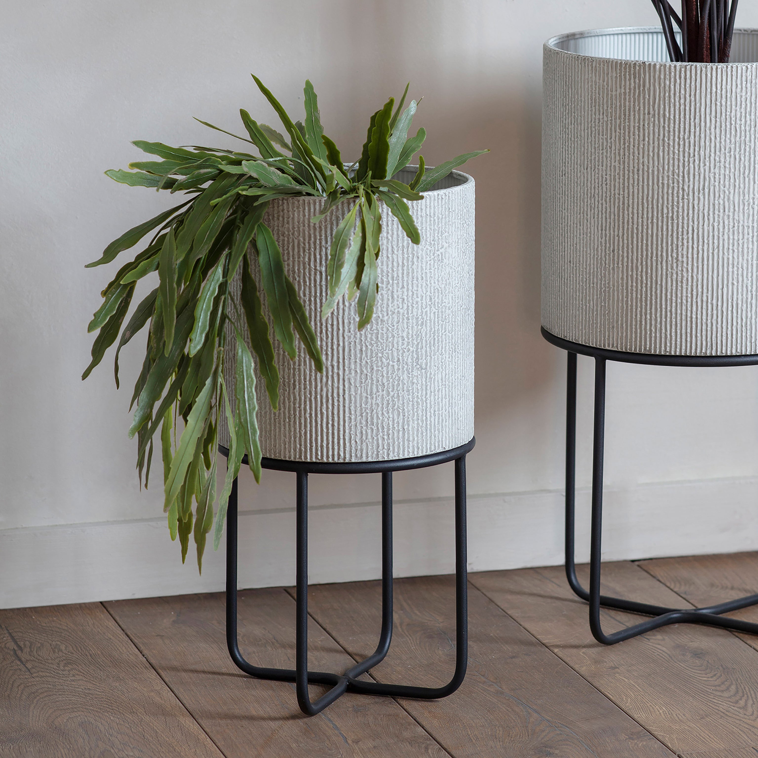 Off-White Textured Metal Planters With Stand (Pair) – The Den & Now