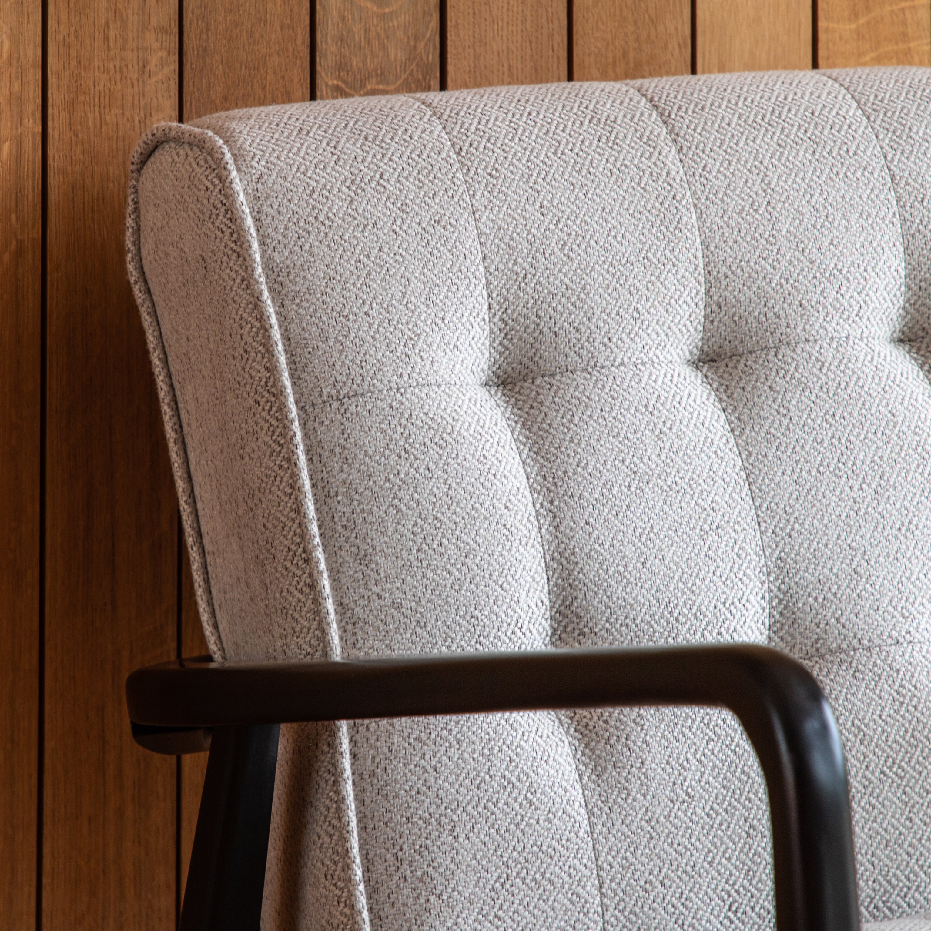Otto Natural Armchair – The Den & Now